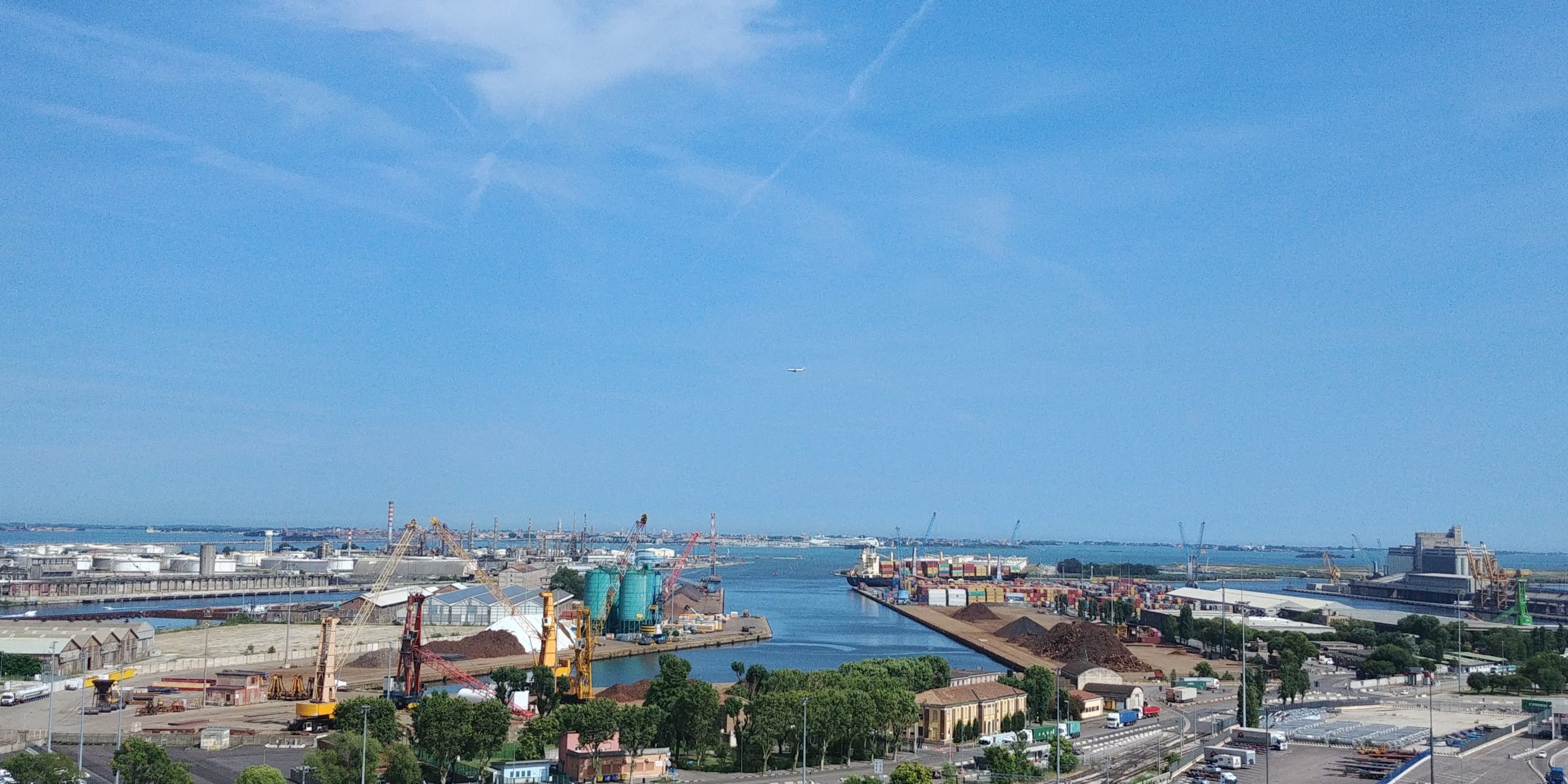 Venezia, l'Autorità portuale detta le nuove regole per i terminal a ...