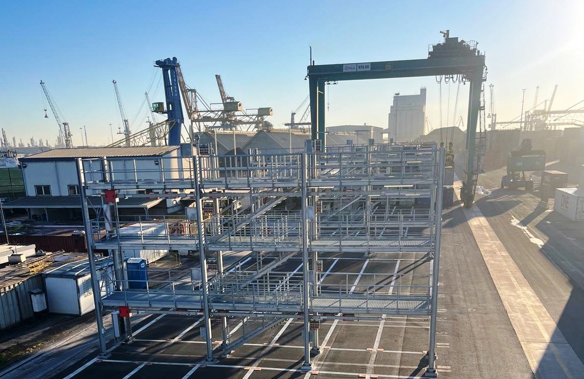Tre nuove E-RTG per il terminal Vecon a Porto Marghera - AdriaPorts